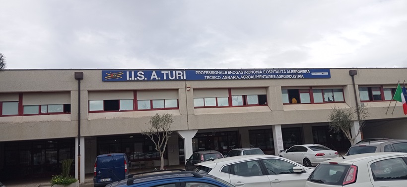 Istituto di Istruzione Superiore "A.Turi" Matera - Rivista di Agraria.org